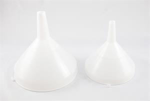 Trakt med sil, plast, diameter 25 cm